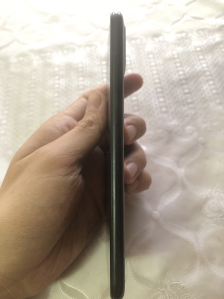 Samsung A11 telefoni