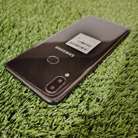 Samsung A10s srochna sotiladi dastavka xizmati ham bor