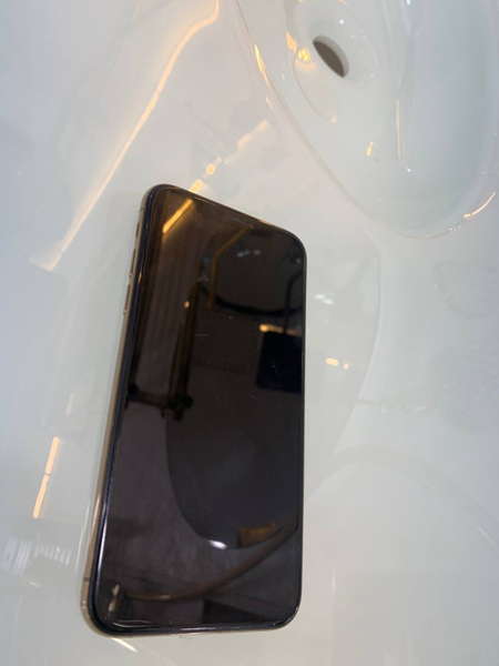 Iphone xs gold 64gb