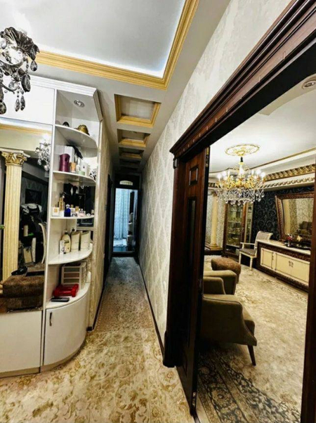 Продается Квартира Ц6 4/4/4 С Ремонтом