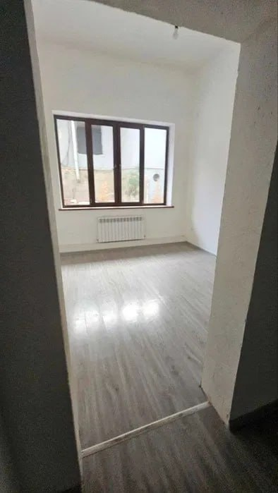 Продаётся Коммерческое помещение в Юнусабаде