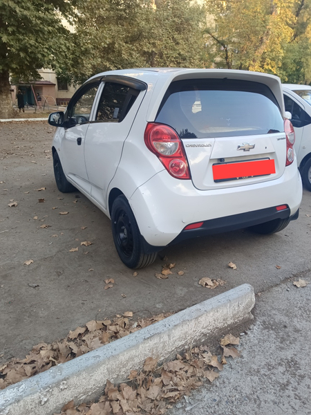 Spark srochniy sotiladi