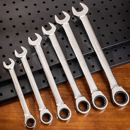 Набор ключей Deli Tools