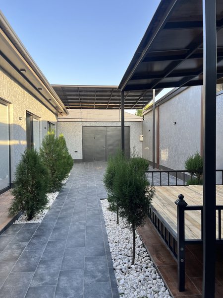 Dacha Yopiq baseyn Lyuks kamfort