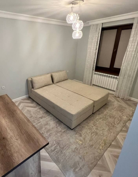 Sergeli mashina bozori 3 xona kvartira