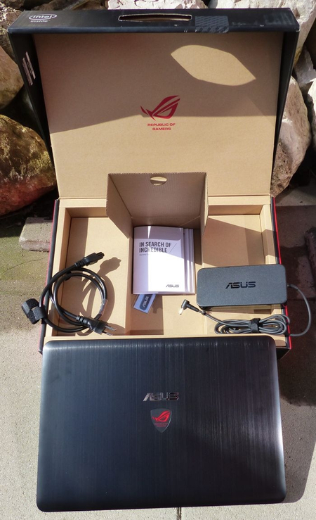 ASUS ROG I7_4720HQ Autocad 3DMax IT 8Gb 256Gb SSD Nvida GTX-960m 4Gb