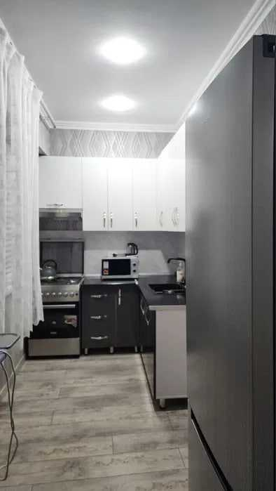 Афросиаб • ЦУМ• 3-комн • 60 м² • этаж 3/4 • [КР:027]