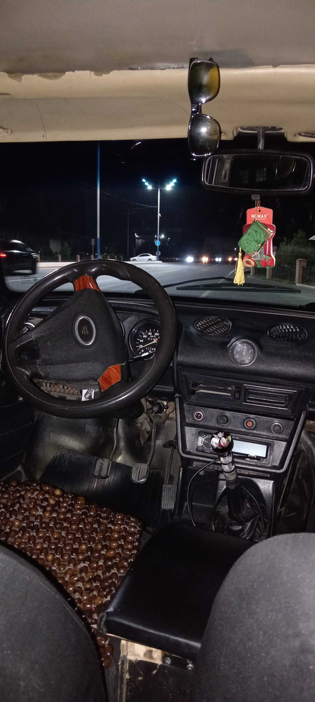 Vaz 21 06 sotiladi