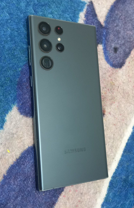 Samsung s22 ultra 12/256 snepdrakon (daplata qilaman)