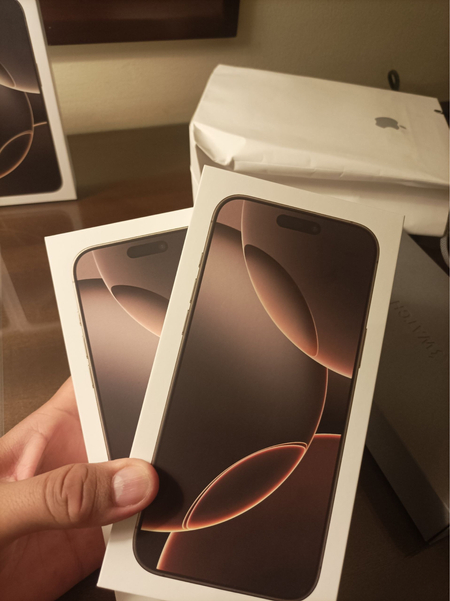 iPhone 16 pro Max 256Gb Desert Titanium