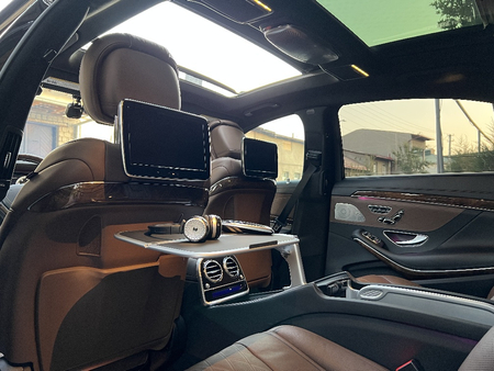 Mercedes-Benz S550