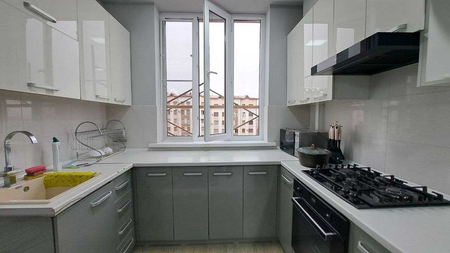 Продаётся 2 комнатная 70м². Паркентский, Махтумкули. 156720