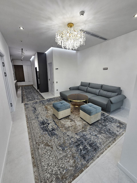 Tashkent city Nest one 2 xonali uy arendaga beriladi.