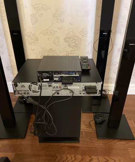 Продается домашний кинотеатр sony HBD-E970w
