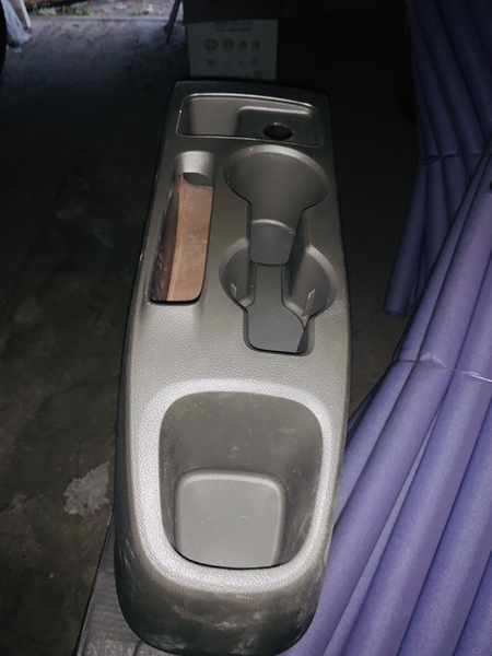 Пластик запчасти для CHEVROLET COBALT новые .