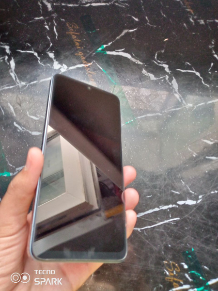 Redmi 13 c  karofka Dakument bor