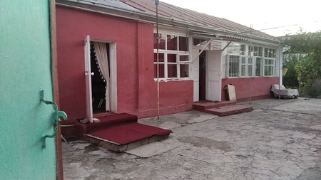 Холи уй сотилади