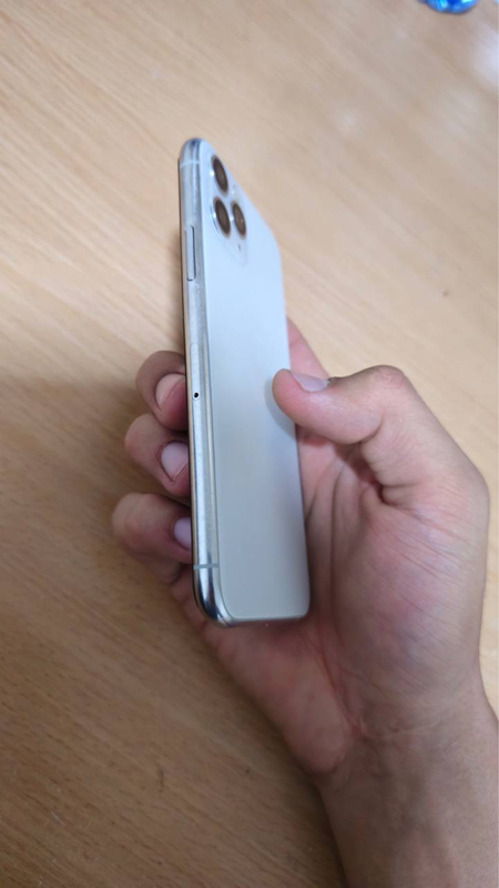 iPhone 11 Pro 72% / 256Gb 330$ sunnatiga norm otb beraman