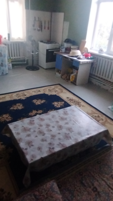 Denov tumani Hazarbogʻ SIU 2-boʻlimda joylashgan 4 xonali barcha qulay