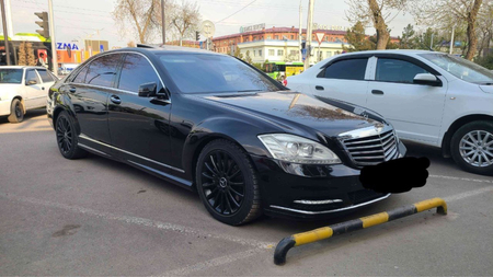 Срочно продам мерседес W221 S550 Long