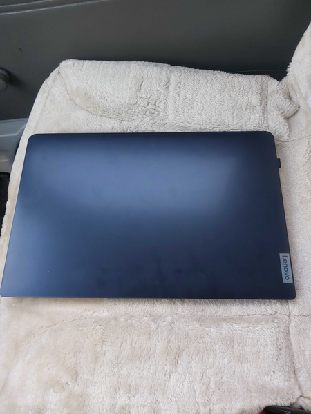 Lenovo ideapad yangi 2 kun bòldi