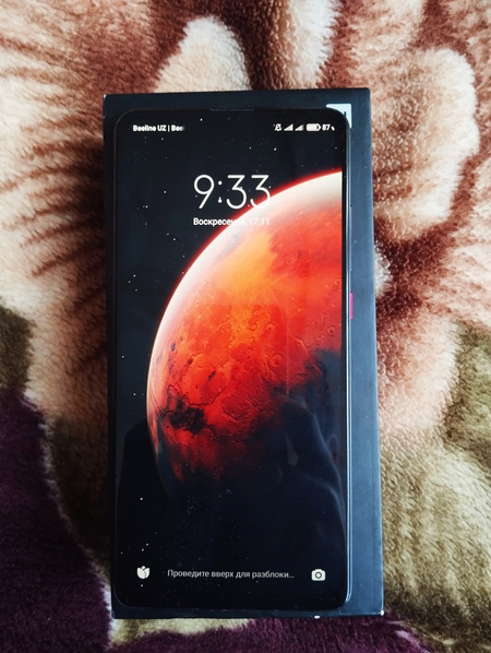 Xiaomi Mi 9 T holati yaxshi hich qati alishmagan