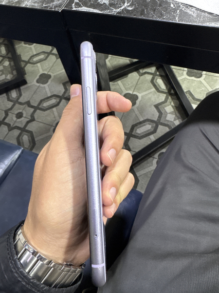 Iphone 11 64gb SROCHNA