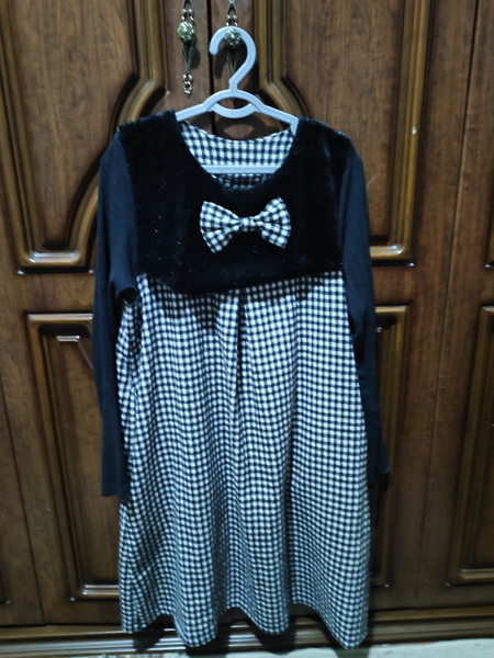 Ko'ynela sotiladi,hammasi 80.000dan