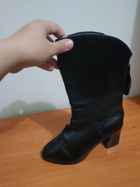 Jenski sapok va tufli