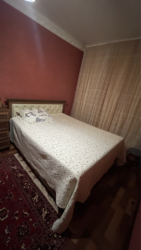 Спальный гарнитур бу