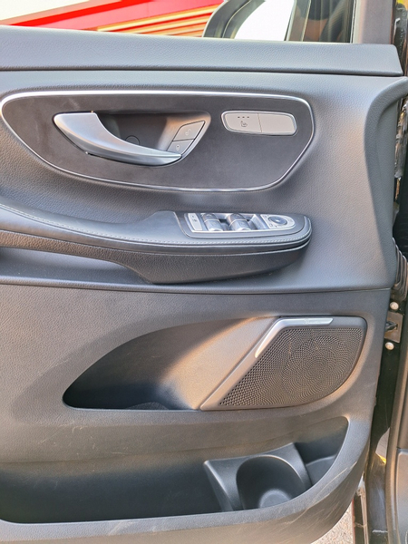 Срочно продаётся Mercedes-Benz V  class