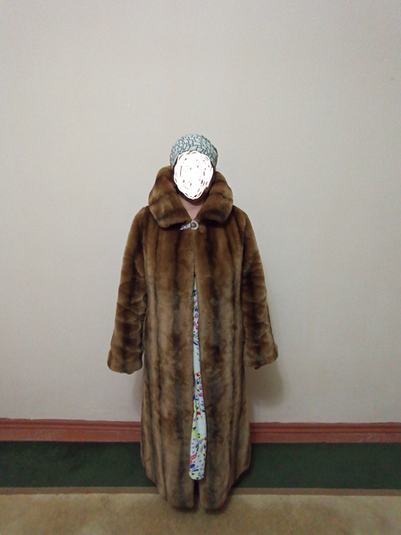 Продается шуба тигровая