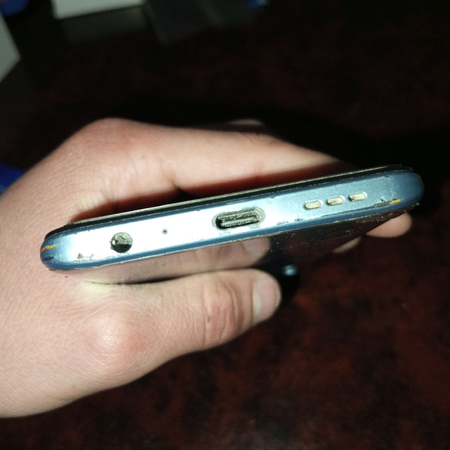Tecno camon 17p.