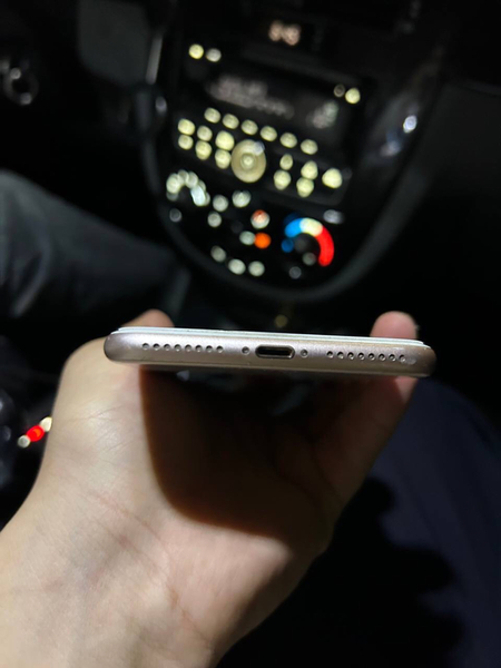 Iphone 8+ sotiladi
