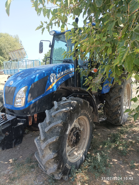 New  holland td5