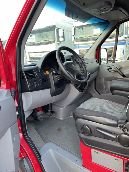 Mercedes Sprinter 316 NGT Sotiladi