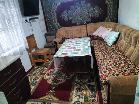 Уй сотилади  4хонали срочна