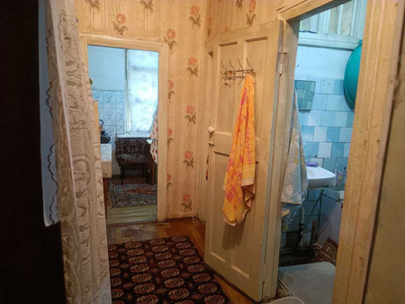 3/1/2 Kvartira sotiladi Boyjigit mahalla 84kv 48000$