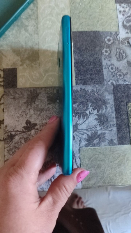 Телефон Infinix HOT 10i