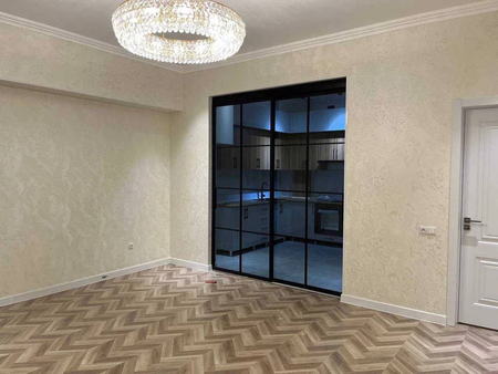 Срочно продается квартира 67 кВ на Максим Горьком.