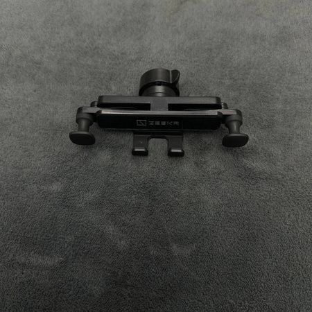 Телефонный holder для Zeekr 001