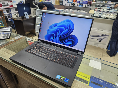Игравой ноутбук Aorus 17 XE4 Сore i7 + RTX 3070ti + 17.3 360hz