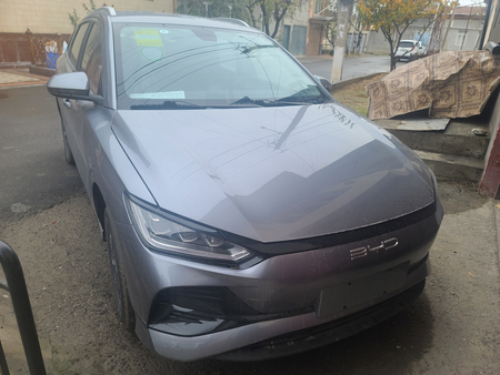 BYD e2 full 405 km