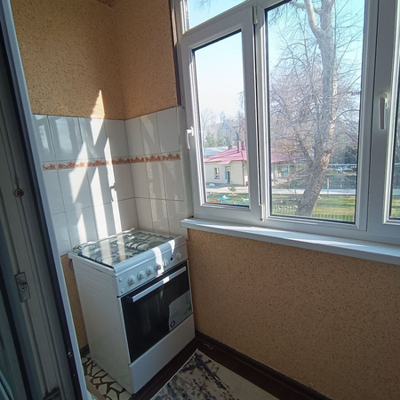 1*2/2/4чиланзар 6 продаётся