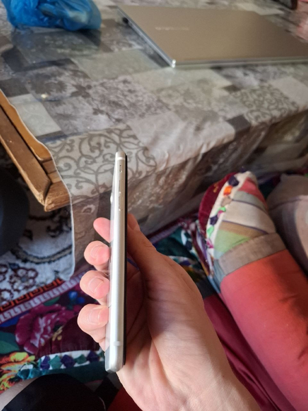 Iphone  se  2020