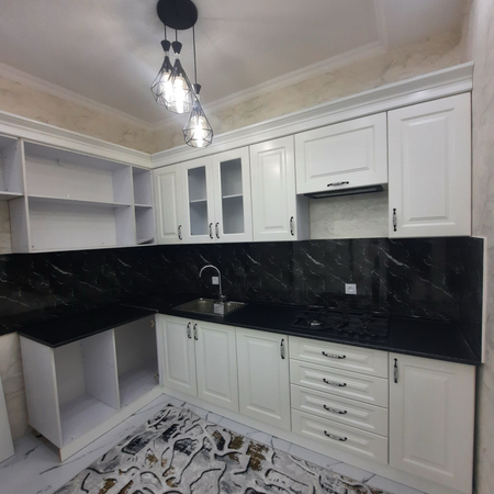 Продается 4 комнатная квартира на 2 этаже площадью 103 кв.м.