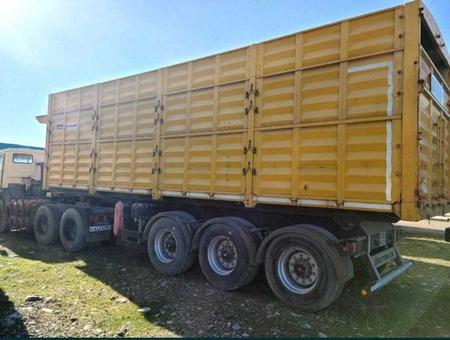 Прицеп зерновоз почти новый