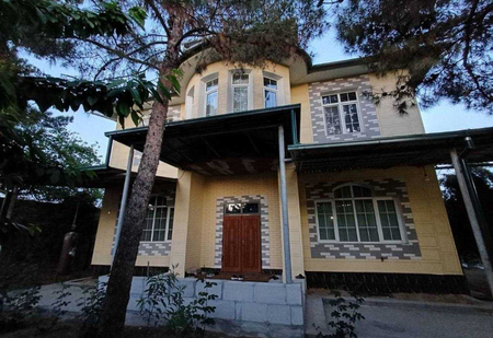 Продается участок 12 соток в Юнусабадском районе (Бадамзар)