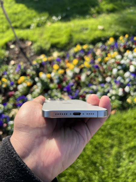iPhone 15 Pro Max Natural titanium 100% yomkost