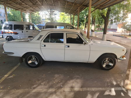 Газ 2410 сотилади. Холати яхши